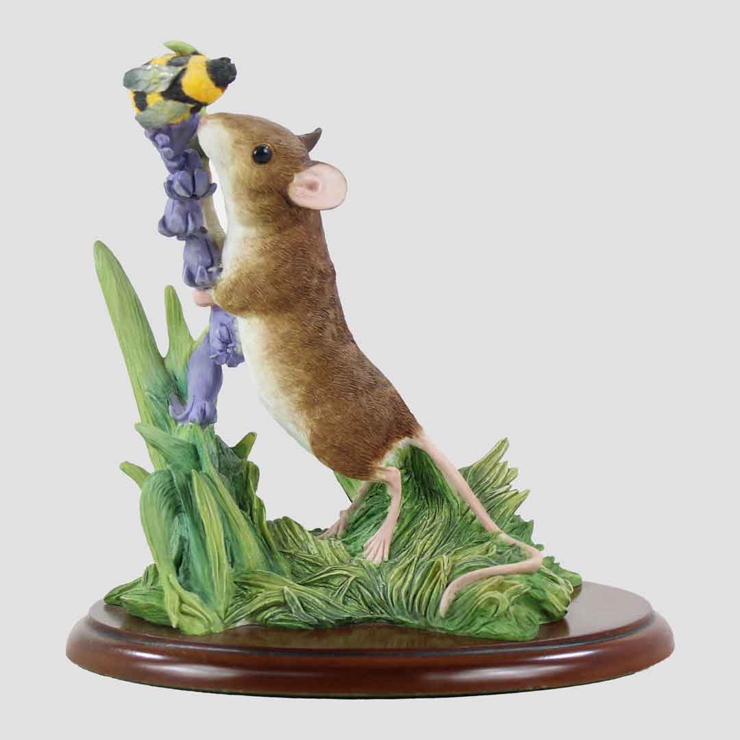 Mouse And Bumble Bee Border Fine Arts – Grays 1922 Ltd