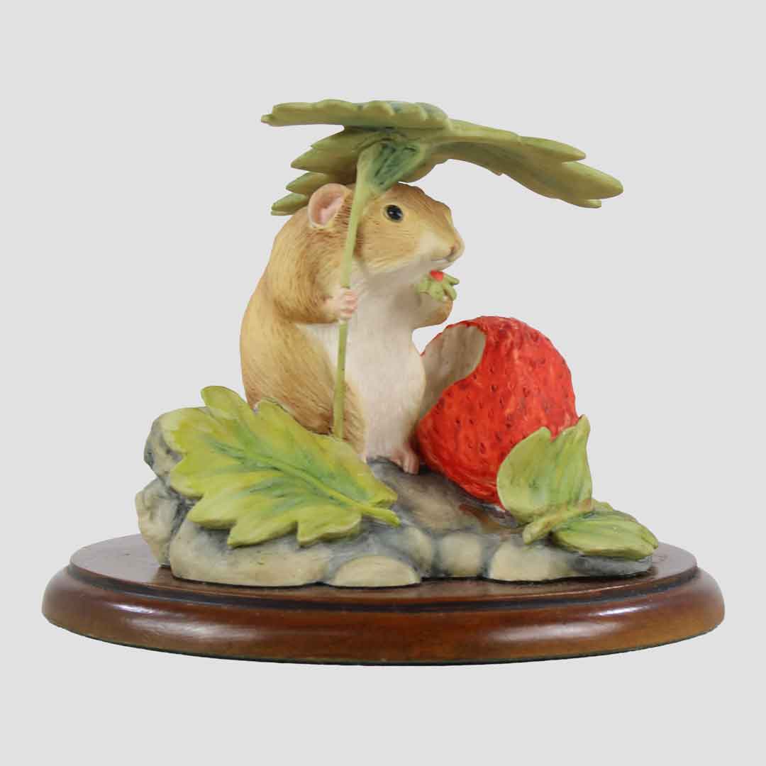 Timmy Willie And The Strawberry Border Fine Arts – Grays 1922 Ltd